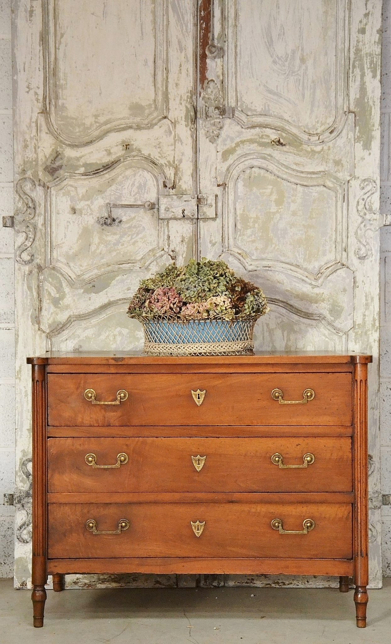 Commode d'Époque Louis XVI en noyer - Rennes Antiquités
