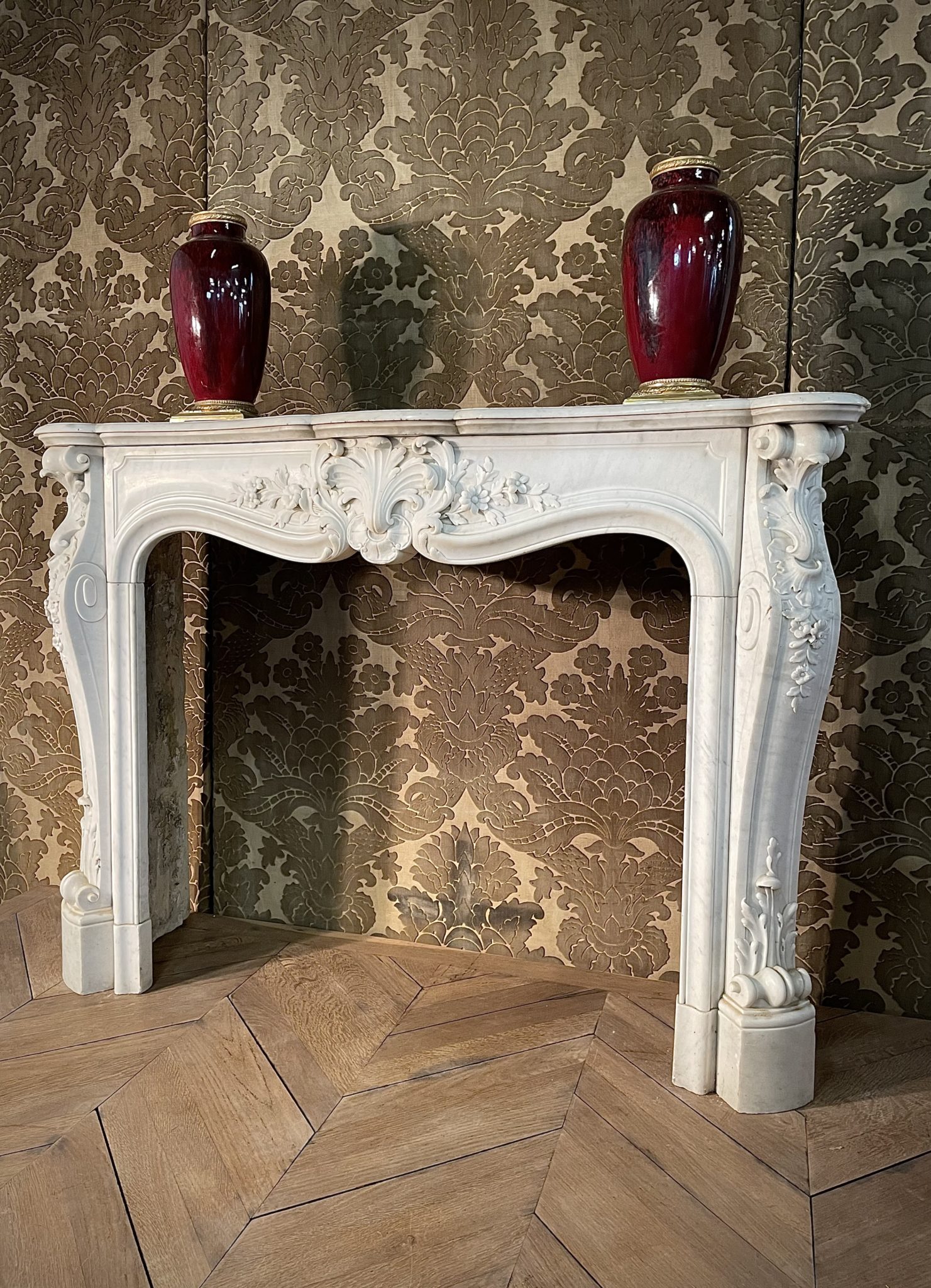 Cheminée en marbre blanc style Louis XV fin XIXème siècle - Rennes ...