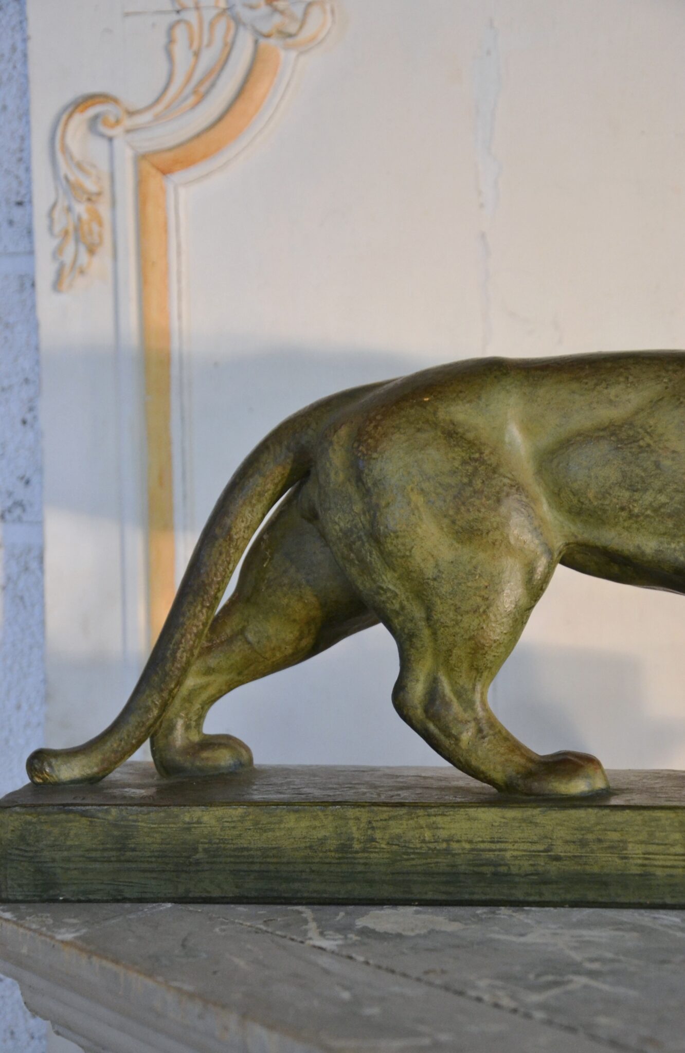 Sculpture en terre-cuite de Henri BARGAS "lionne à l'affût" 1930s ...